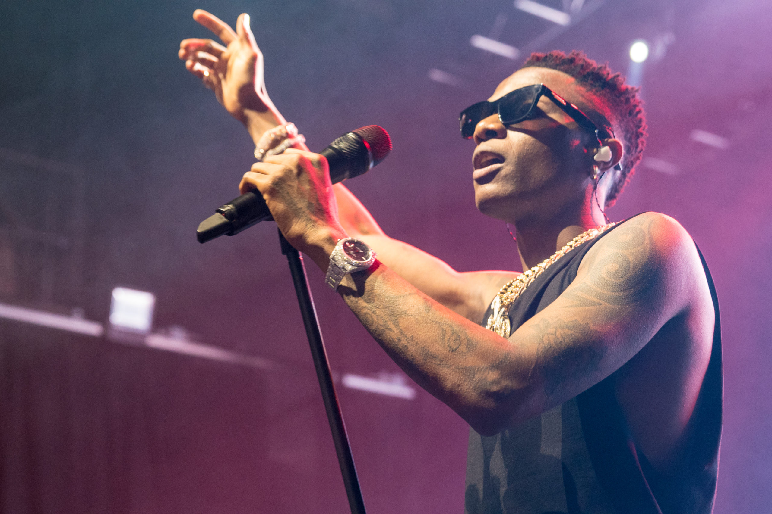Stars assemble at intimate Wizkid gig for Virgin Media O2 customers ...