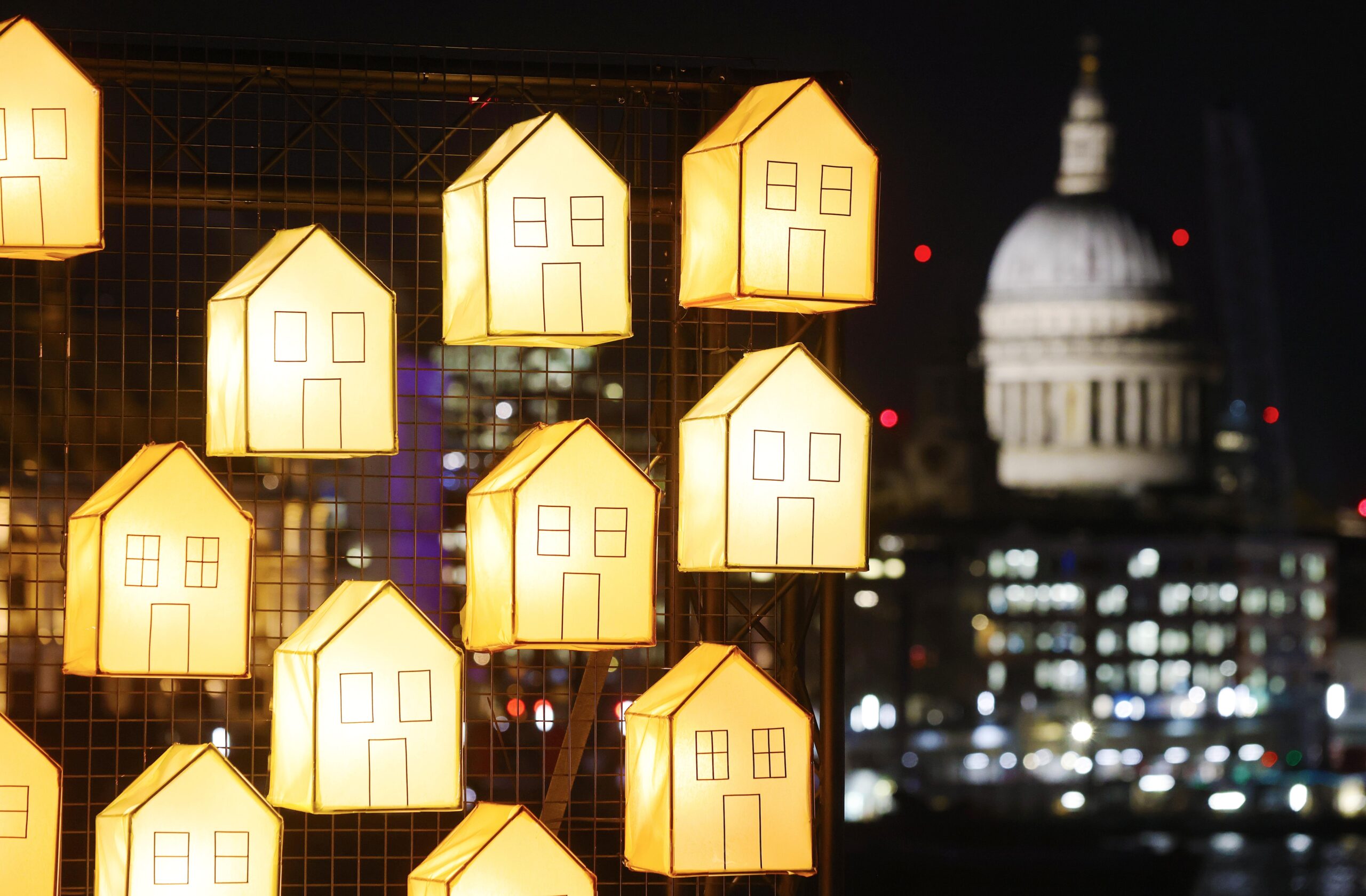 Virgin Media O2 reveals top Christmas moments as it helps to connect ...